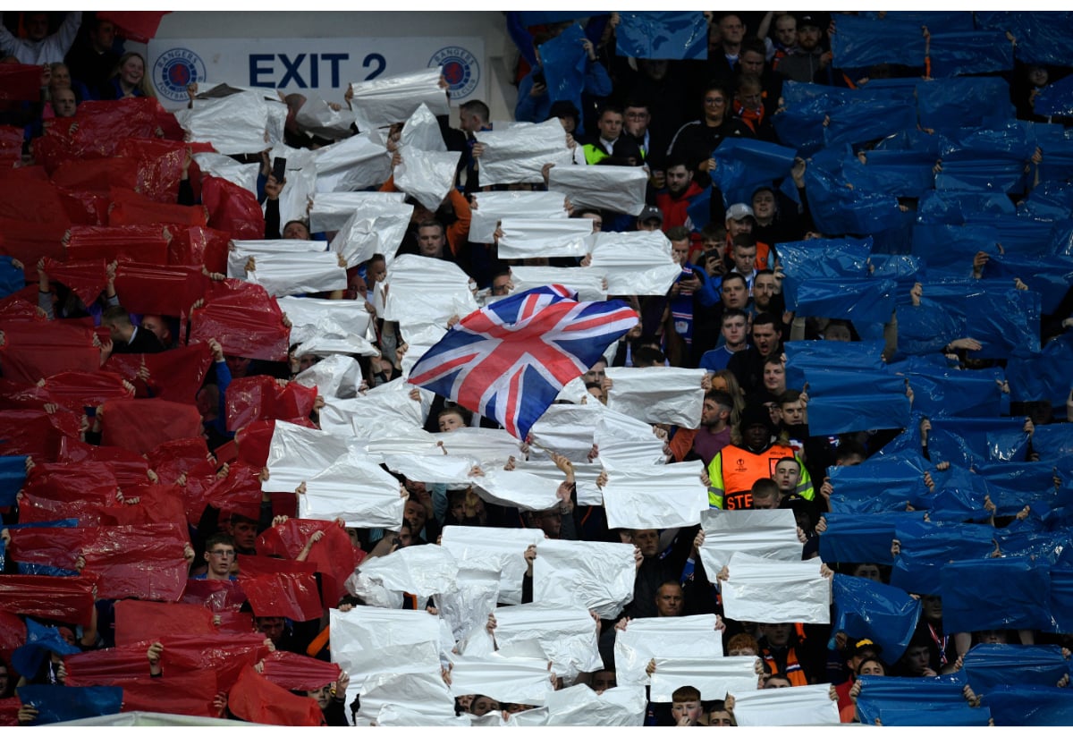 Rangers sign Northern Ireland youth goalkeeper Mason Munn