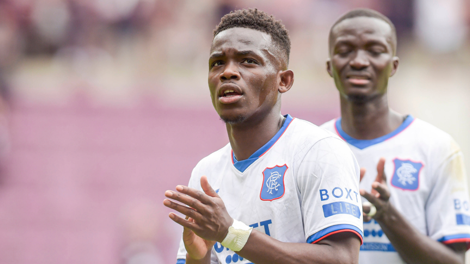 Rangers transfer stalls as crisis negotiations underway to rescue deal