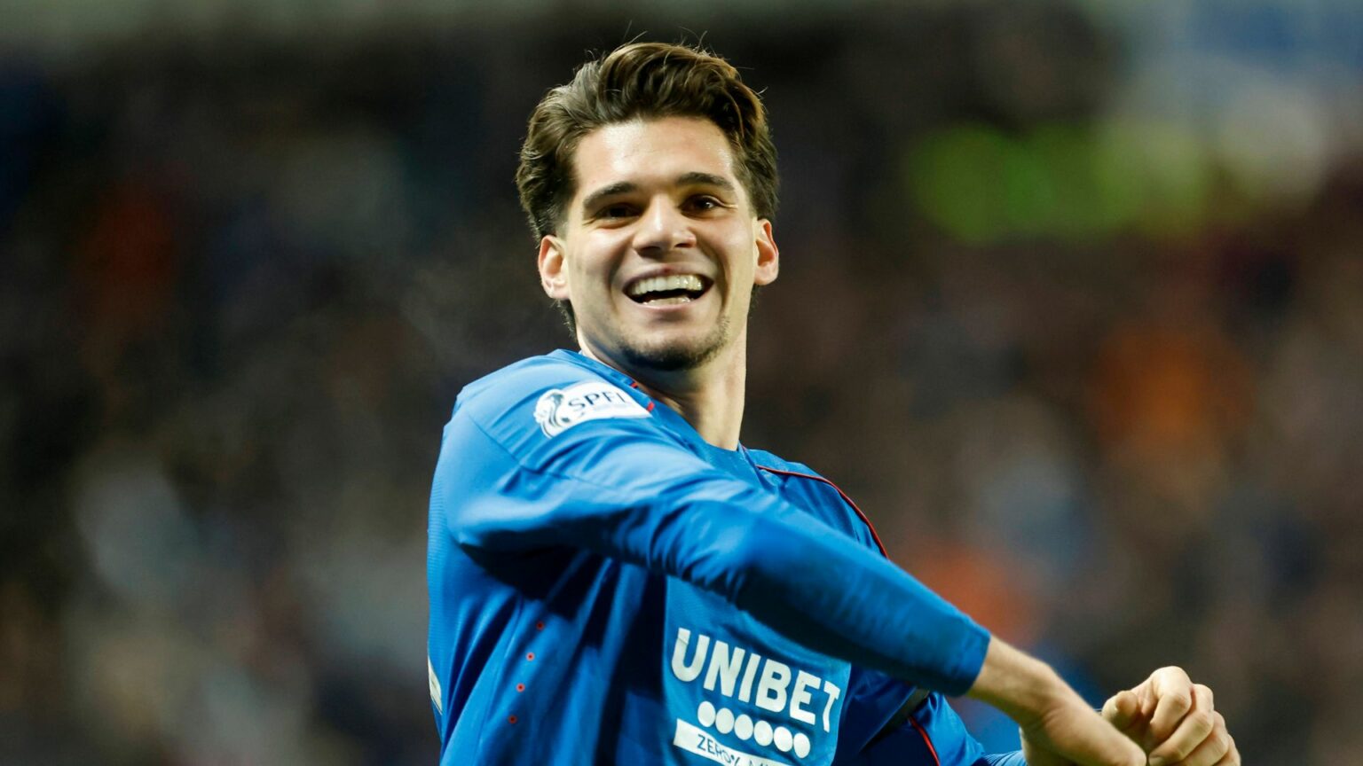 Ianis Hagi caught in 'Unbelievable' footage in Rangers draw v Athletic ...