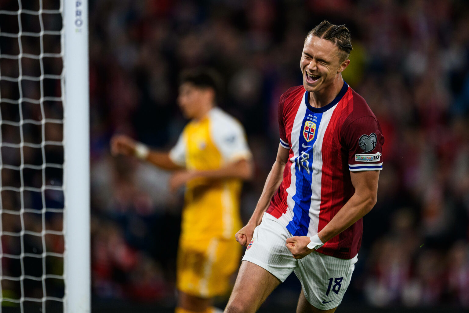 Video shows Thelo Aasgaard confronted by angry Rangers fans in car park ...